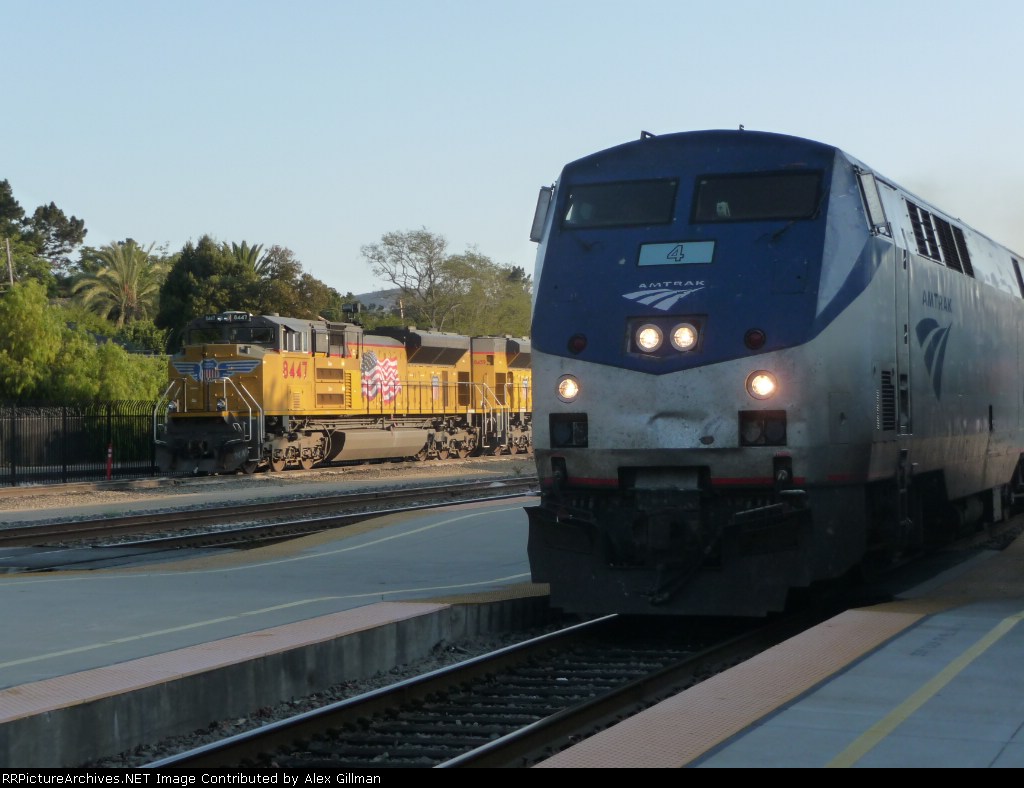 Amtrak 4 North & UP 8447